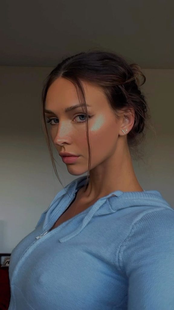 Rachel Cook Personal Details and Biography (30 Pics) - Page 2 of 2