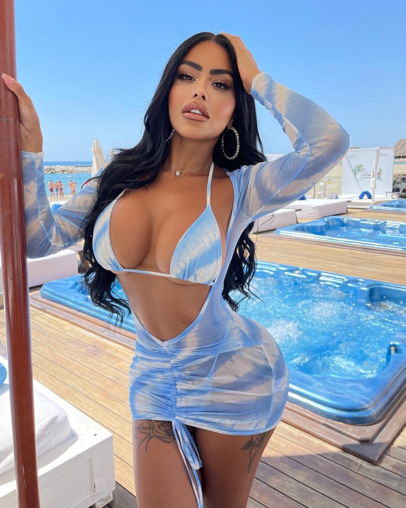 Chloe Saxon Personal Details and Biography